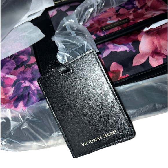 Victoria's Secret | Bags | Victorias Secret Pink Floral Getaway ...